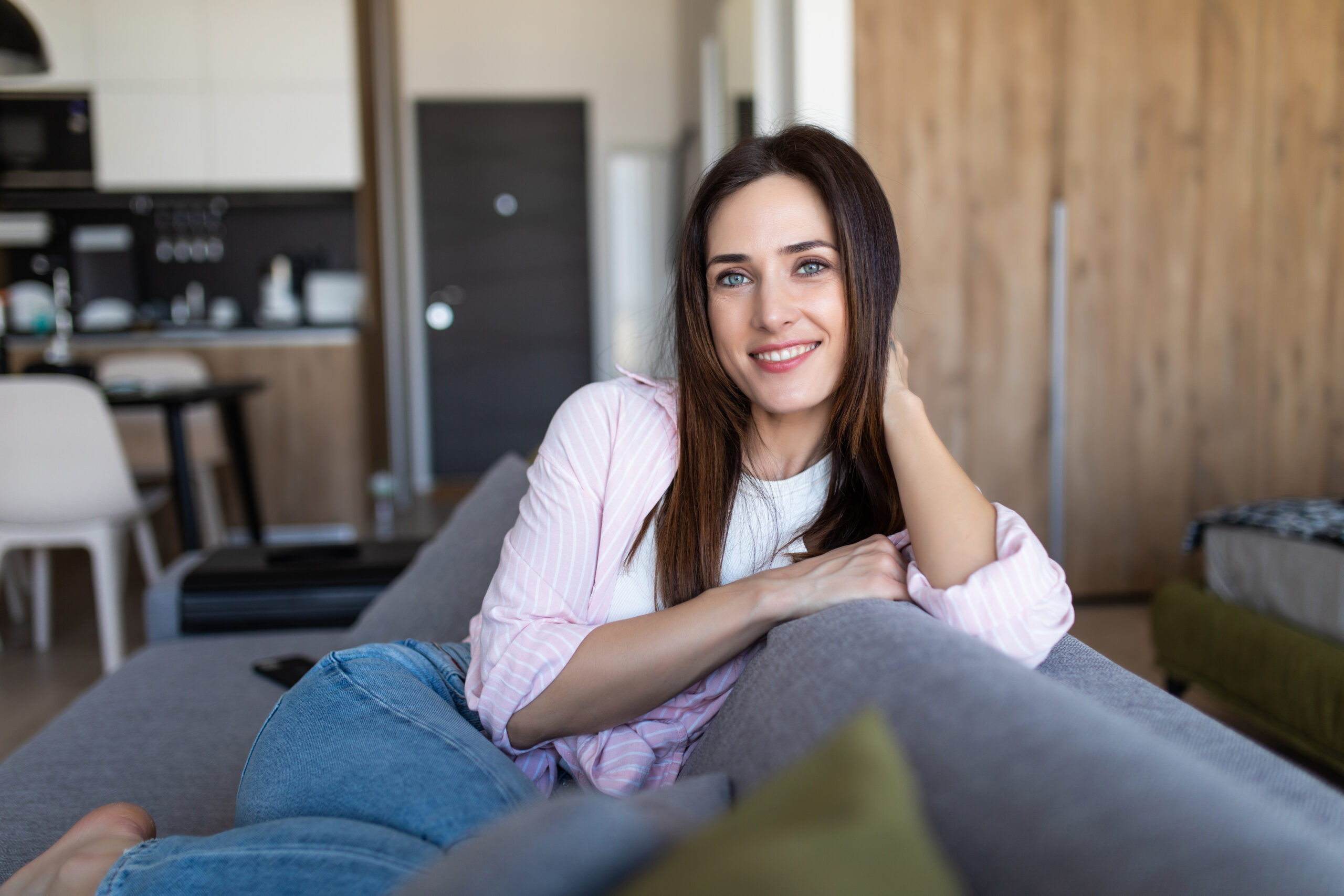 10 Unique Habits Of Confident People Who Always Win At Life - Happy and ...